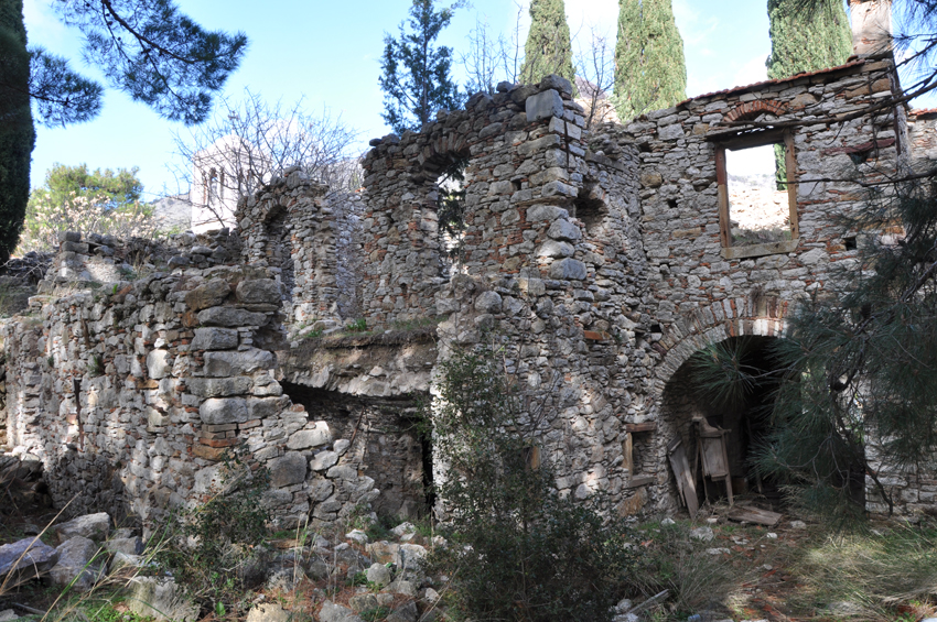 Εφορεία Αρχαιοτήτων Χίου | ΑΝΑΔΕΙΞΗ ΝΟΤΙΑΣ ΠΤΕΡΥΓΑΣ ΚΕΛΙΩΝ ΣΤΗ ΝΕΑ ΜΟΝΗ ...